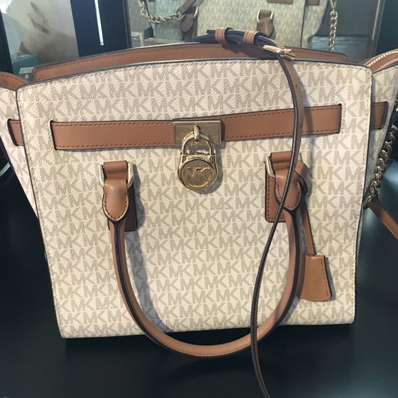 Michael Kors | Bags | Michael Kors Handbag Authentic With Original Tag ...